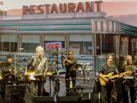 Daryl Hall And John Oates Their Hits Are Still On Our List As The Best Things In Life The