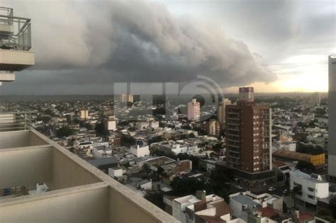 Llegó La Lluvia Y Bajó La Temperatura