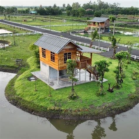 Pin by Var Cam on CABAÑAS Madera proyecto Village house design