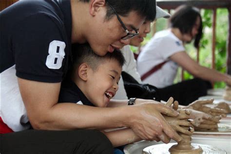 小孩子玩泥巴的图片玩泥巴图片卡通图片玩泥巴图片第2页大山谷图库