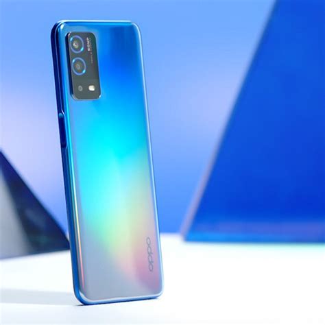 Oppo А55 — смартфон, который выделяется своими дополнительными функциями