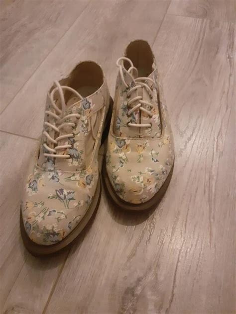 Dr Martens — ціна 800 грн у каталозі Оксфорди Купити жіночі речі за доступною ціною на Шафі