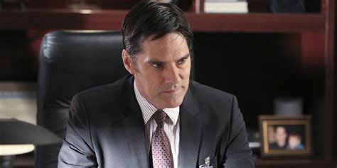 Hotchs Unresolved Storyline Finally Haunts Prentiss In Criminal Minds