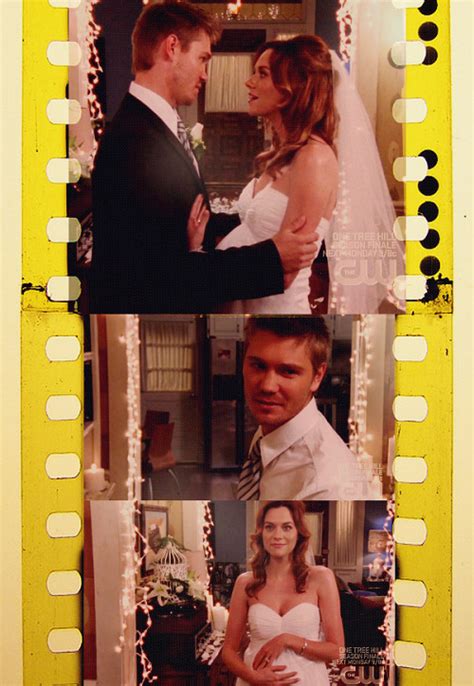 Couples LucasPeyton When All His Dreams Come True She S The One He Wants Next To Him