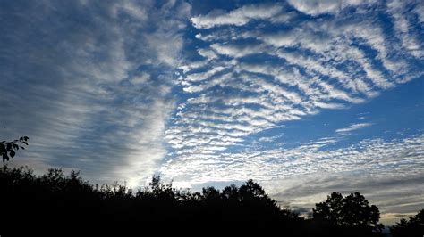 秋の雲 八ヶ岳南麓に憧れて