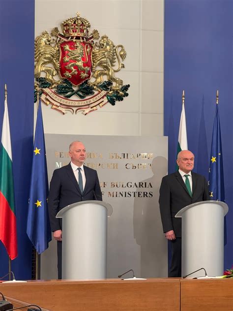 ЕКСКЛУЗИВНО В ПИК Tv Кабинетът Главчев предава властта на коалиционното правителство на ГЕРБ