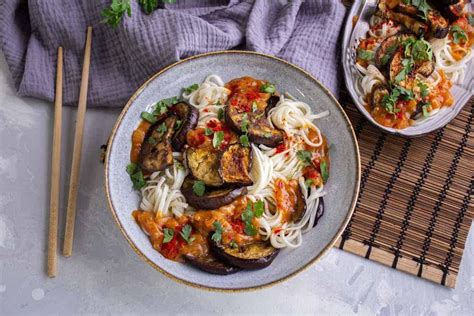 Nouilles Udon Aux Aubergines Miso Recette Les Commis