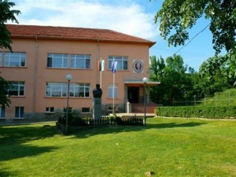 СОУ ХРИСТО БОТЕВ Град Сунгурларе Галерия