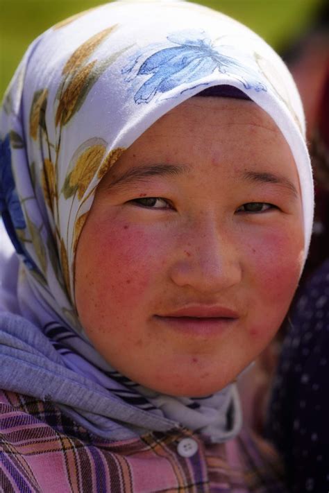Kazakh Women 🦋 Rtiele