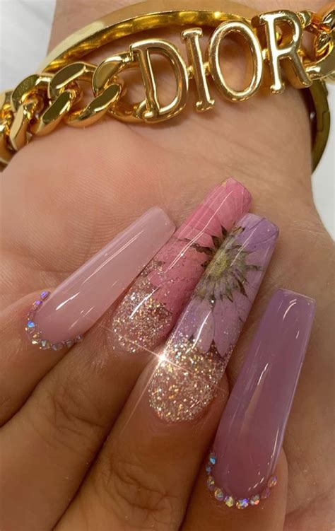 Summer Nail Designs Youll Probably Want To Wear Flower Nails