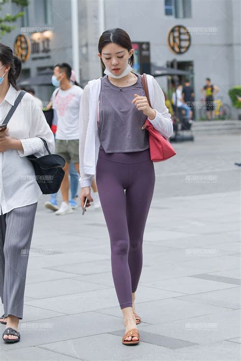 赛德克赛帖紫色瑜珈裤 魅丝社 专注分享美女写真名站摄影图集