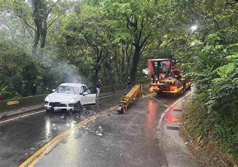 新北慘烈車禍！吊車機械臂「砸中保時捷休旅車」 傷亡不明
