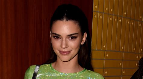 What Kardashian Jenner Curse Find Out What Kendall Jenners Boyfriend