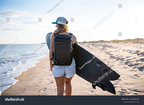 서핑 1 372 911개가 넘는 로열티 프리 라이선스 대상 스톡 사진 Shutterstock