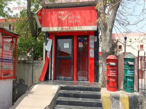 If I Couldnt Take The Cash I Took The Battery कैश नहीं ले जा सके तो