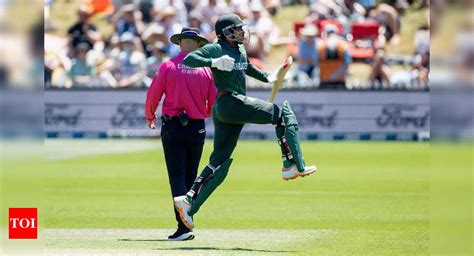 New Zealand Vs Bangladesh 2nd Odi Soumya Sarkars Heroic 169 Leads
