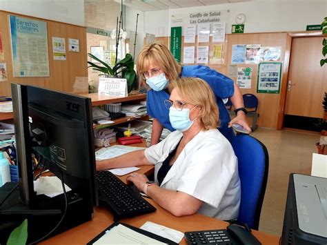 Los Centros De Salud De Distrito Sanitario Poniente Atienden Consultas En