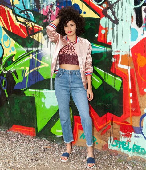 How To Wear A Crop Top In Every Life Situation Huffpost Life