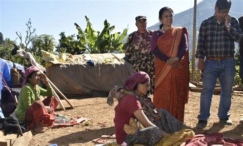 भुकम्प प्रभावितलाई मंसिर महिनाभित्रै अस्थायी टहरा बनाइसक्ने नेपाल