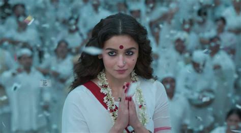 Filmreview Witness The Birth Of Alia Bhatt The Superstar In