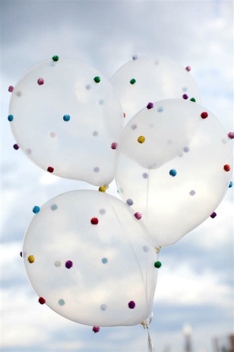 Pom Pom Balloons Design Improvised