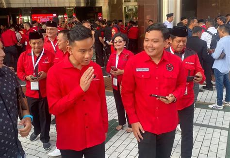 PDIP Sanksi Gibran Secara Tertutup Deras