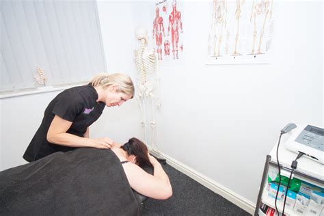 How Acupuncture From Elevate Physiotherapy Can Help Patients In Chorley