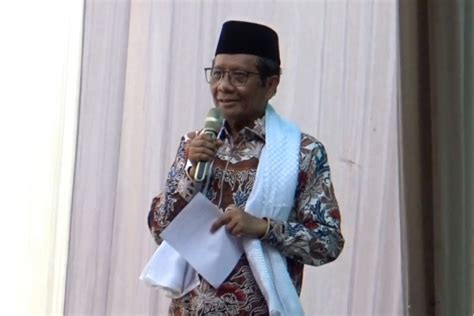 Mahfud MD Ajak Santri Pilih Pemimpin Yang Baik ANTARA News