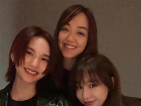 王心凌分享与杨丞琳合照姐姐王心凌杨丞琳