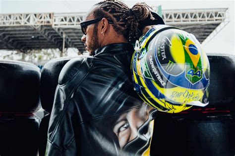 F1 Lewis Hamilton portera un casque en hommage à Ayrton Senna pour le