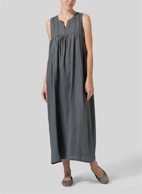 Sleeveless Pleated Maxi Comfortable Dress