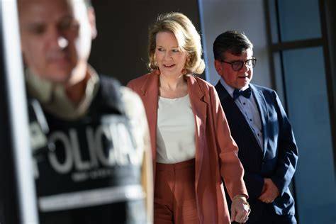 Lavion Avec Lequel La Reine Mathilde Sest Rendue Au Costa Rica N