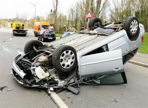 事故車が警察に押収されてしまう場合とは？ コンパル法律事務所
