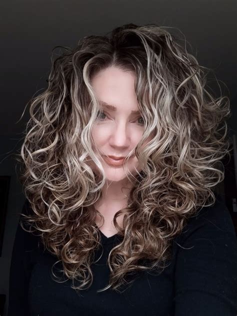 Natural Curly Hair Cuts Big Curly Hair Curly Hair Styles Naturally