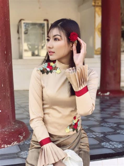 မေမြင့်မိုရ်ရဲ့ ပုဂံရောက် အမှတ်တရပုံလေးတွေ Myanmarload