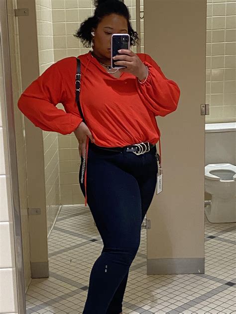 32 And Ive Been Single All My Life Tried To Use A Good Handful Of Pictures Of What I Look Like