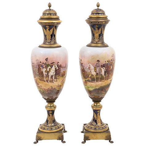 Par De Jarrones Francia Siglo Xix En Porcelana SÈvres Pintada A Mano