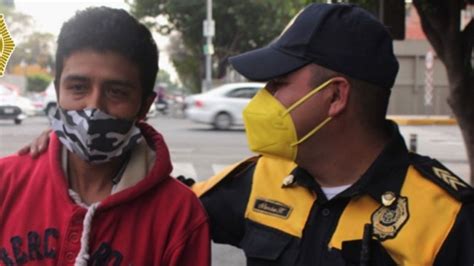 Policía entrega a su dueño una mochila con mil pesos olvidada en un baño público Proceso