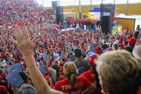 MPPSalud on Twitter RT NicolasMaduro Cuánta alegría me da ver al