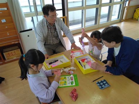 おじいちゃんおばあちゃんとのお楽しみ会 ～青いとり組～｜中央認定こども園｜社会福祉法人 函館共愛会