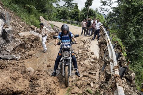 India Floods Landslides Leave At Least 40 Dead Others Missing