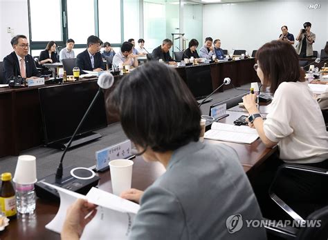 건강보험에 주지 않은 법정 국고지원금 18년간 21조6천700억원 연합뉴스