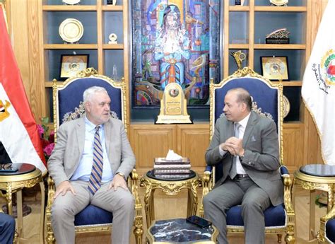 نائب رئيس جامعة Kent الامريكية في رحاب جامعة المنصورة لبحث سبل التعاون