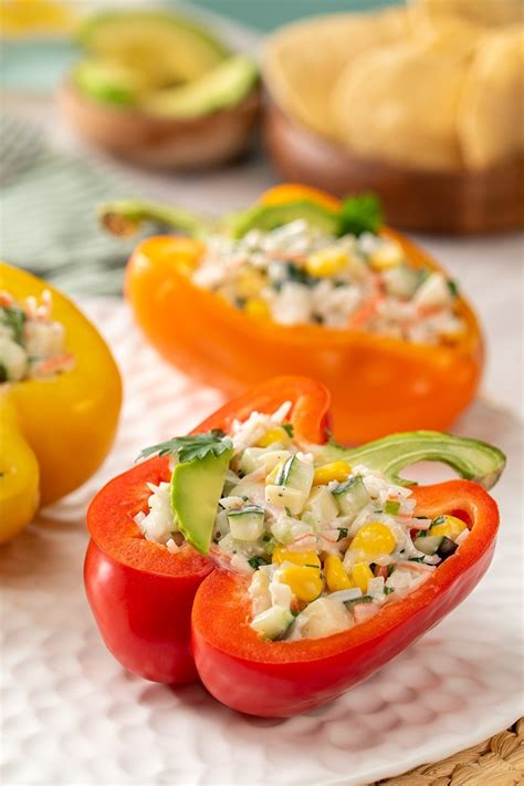 Pimientos Rellenos De Ensalada De Surimi