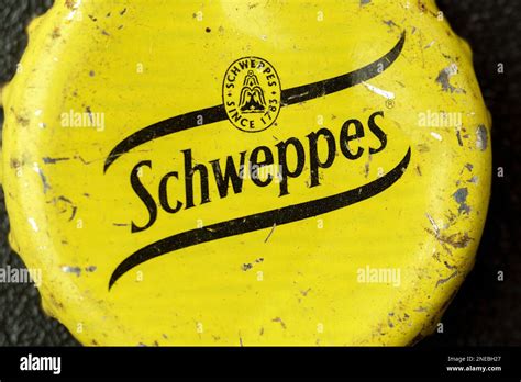 Tyumen Russia February 15 2023 Old Schweppes Lid Schweppes Is A