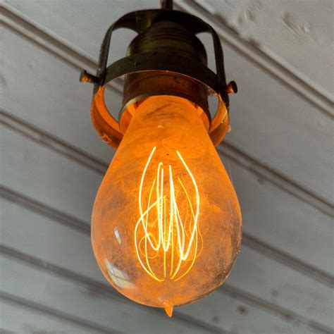 Carbon Filament Lamp | (Swedish: Koltrådslampa) en.m.wikiped… | Flickr