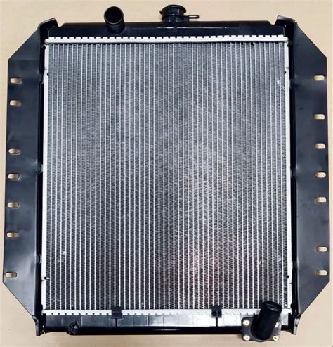 Tata 1510 Side Frame Bus Radiator At ₹ 2900piece In Vellore Id