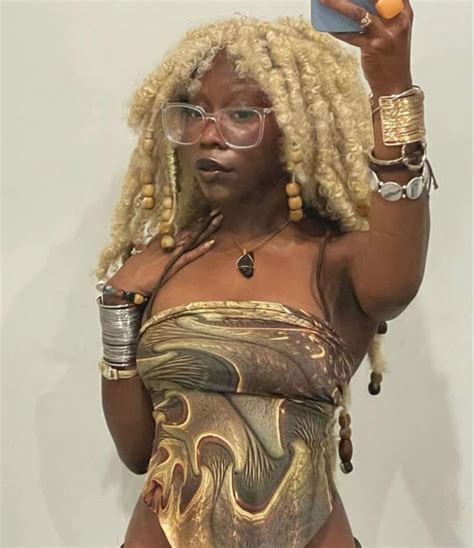 Blonde Butterfly Locs Black Girls Hairstyles Hair Inspiration Hair