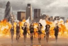 Walking Away From An Explosion S Tenor