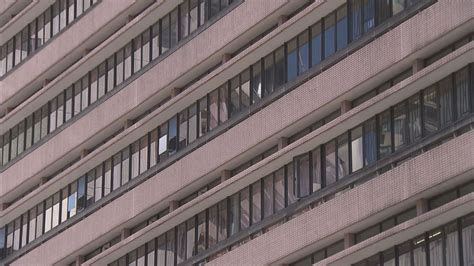 本港新增9996宗新冠病毒確診 Now 新聞
